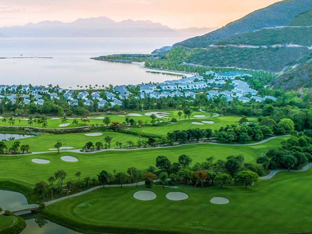 DANANG & CENTRAL VIETNAM GOLF COURSES – Viet Unique Journeys